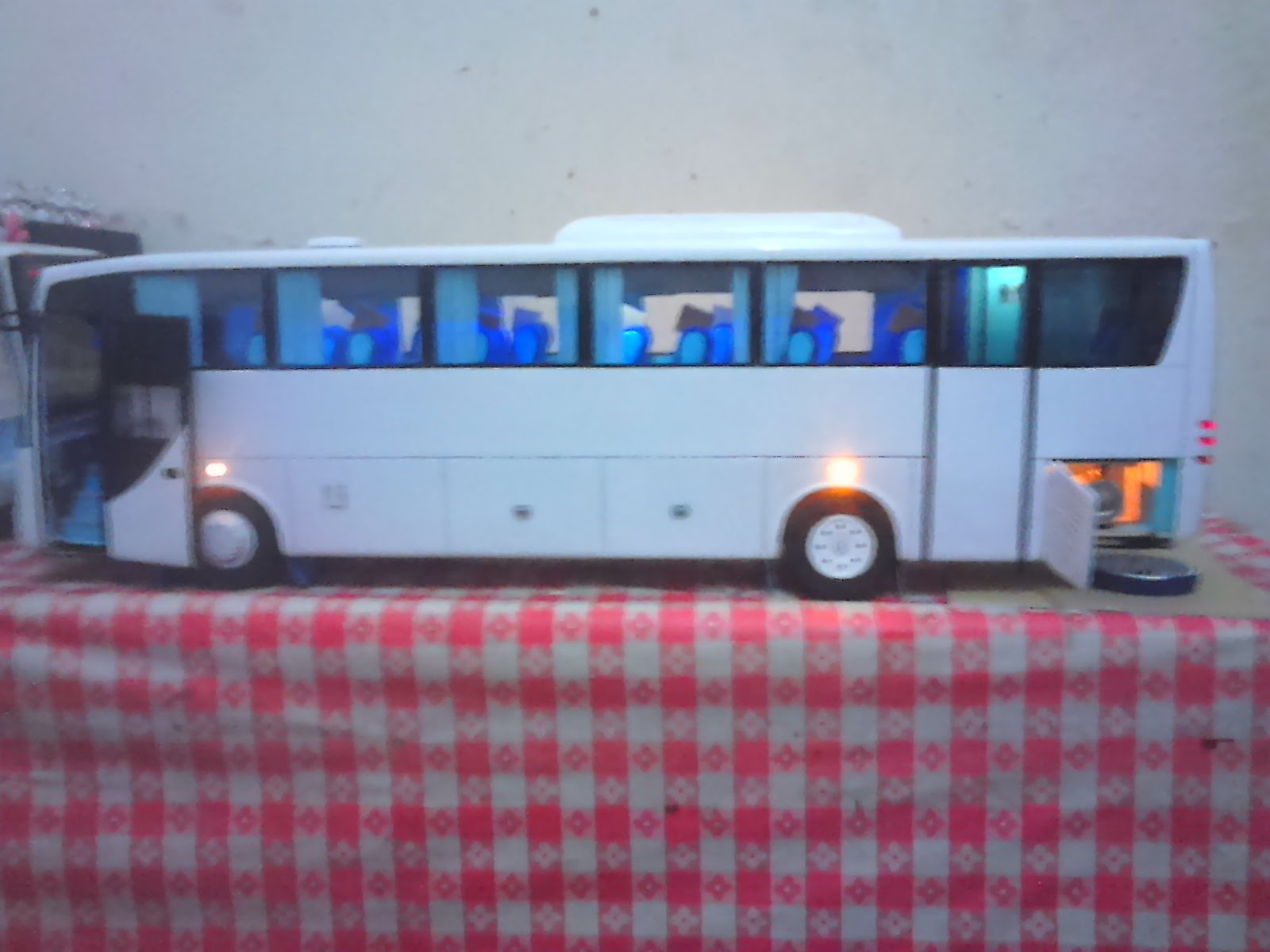 Miniatur Bis Bus | 085602106578: Miniatur Bus Bis Hasti , Miniatur Bus ...
