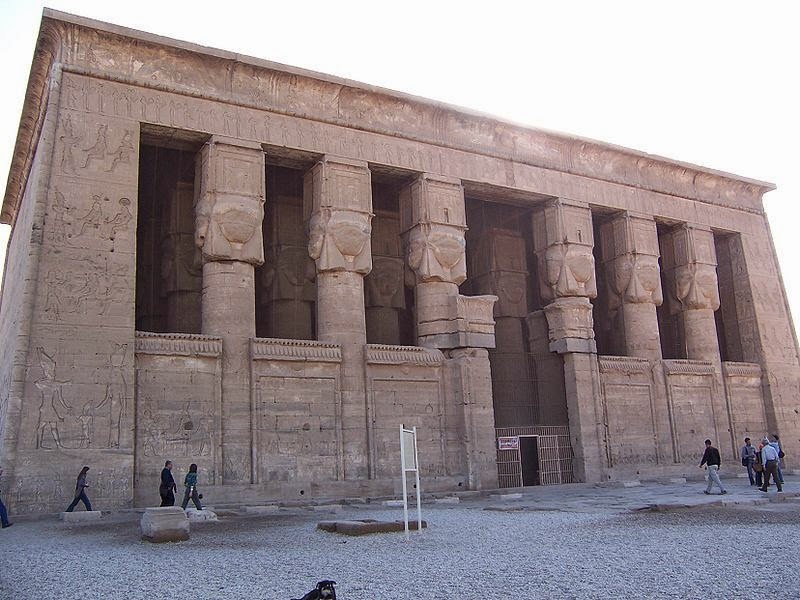 A MAGYAROK TUDÁSA: HATHOR ISTENNŐ – A HATHOROK