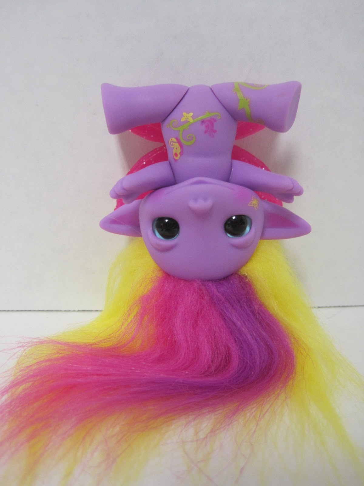 Never Grow Up: A Mom's Guide to Dolls and More: Toy Review: The Zelfs