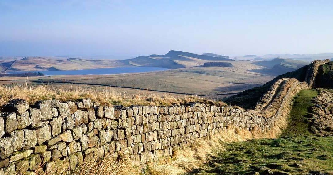 tourTimer: Hadrian's wall – The long wall in England
