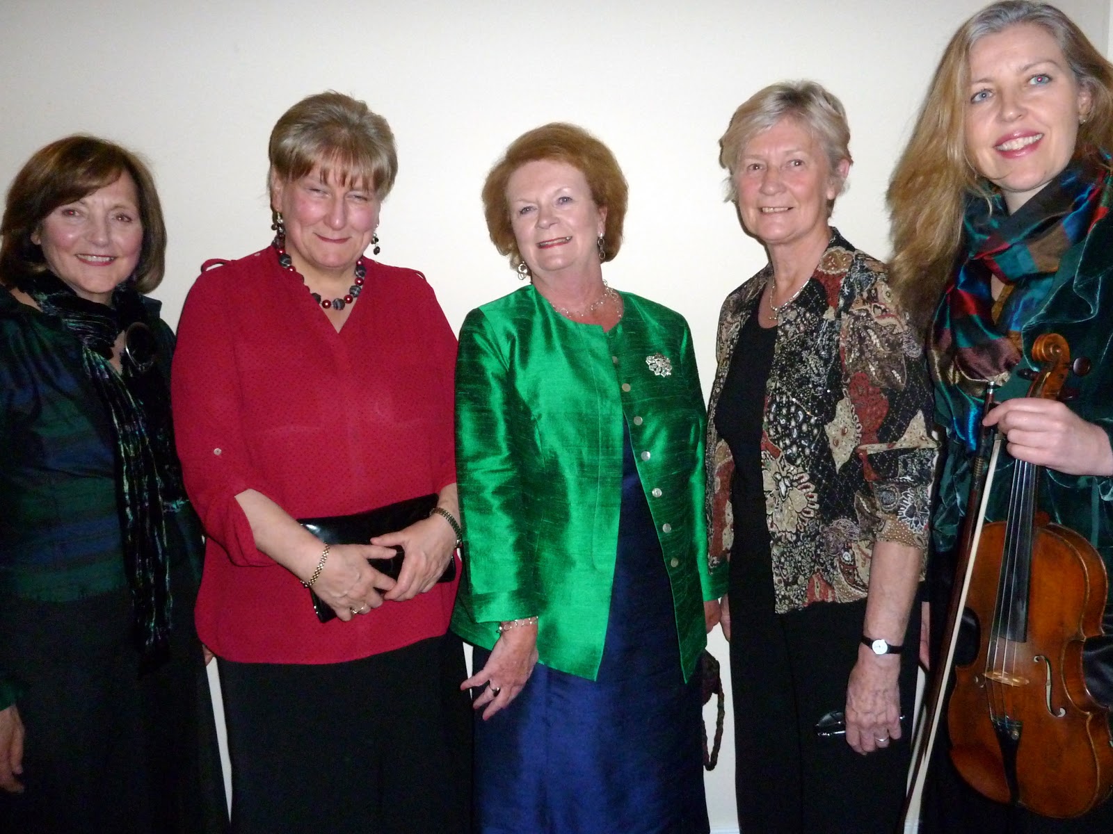 June Lockhart Helps to Raise £2,000 for Maggies - Douglas Park Golf Club