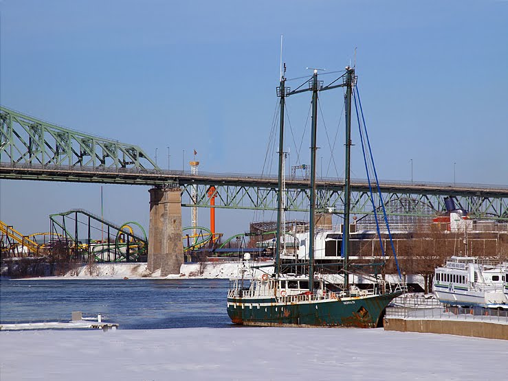 - POINTS DE VUE _______________: L'explorateur Jean Lemire part en mer ...