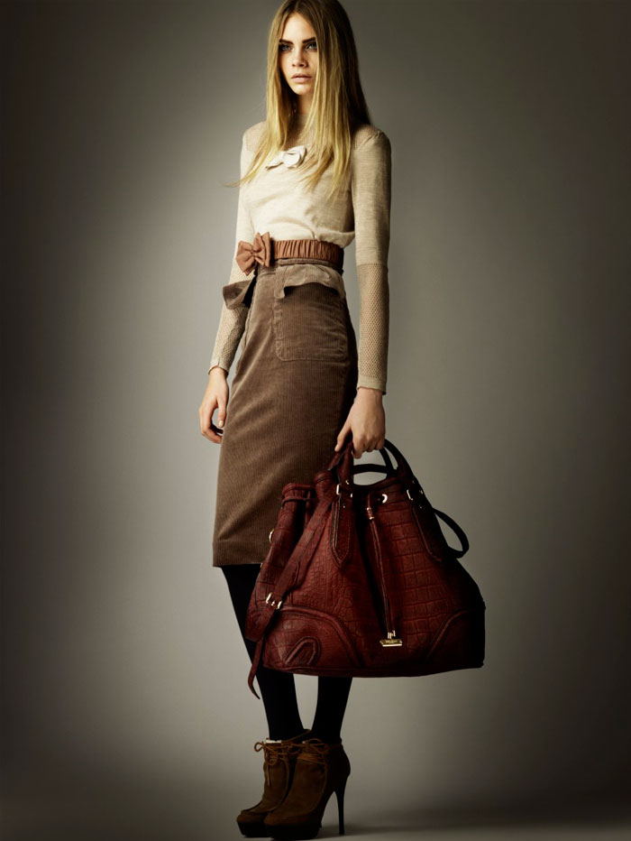 Smartologie: Burberry Pre-Fall 2012 Collection - Model: Cara Delevingne
