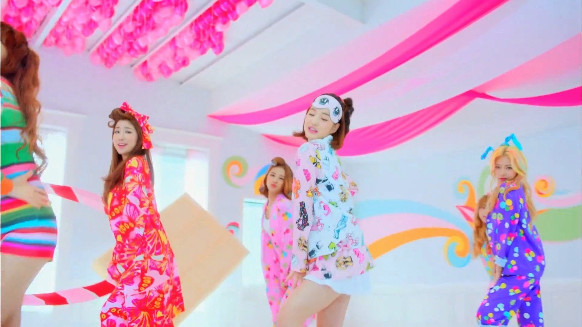LABOUM: Sugar Sugar MV και who-is-who | I say myeolchi // k-pop in greek