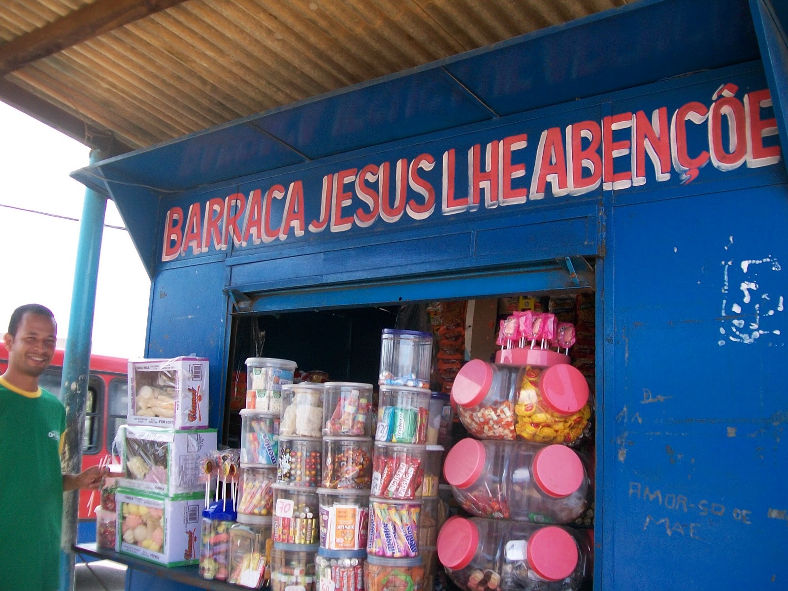 Histórias Invisíveis: AREIA BRANCA