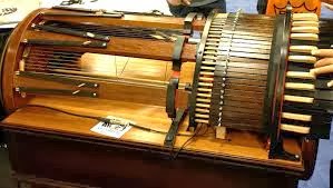 Music for Maniacs: Behold! The Wheelharp