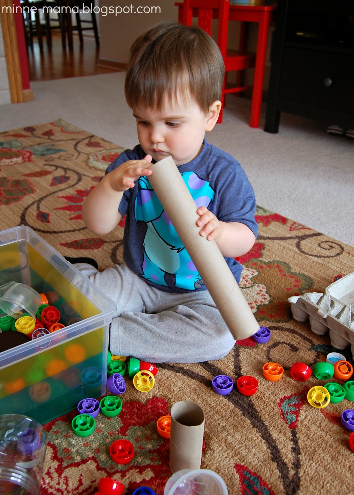 Minne-Mama: Exploring with Recycled Materials