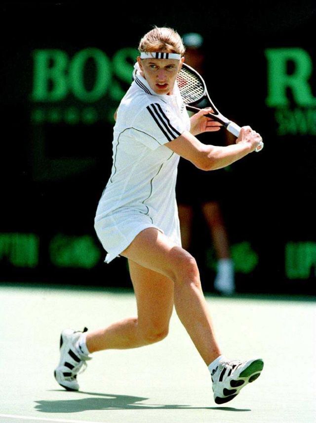26 Candid Photographs of a Young Steffi Graf While Performing on Stages ...