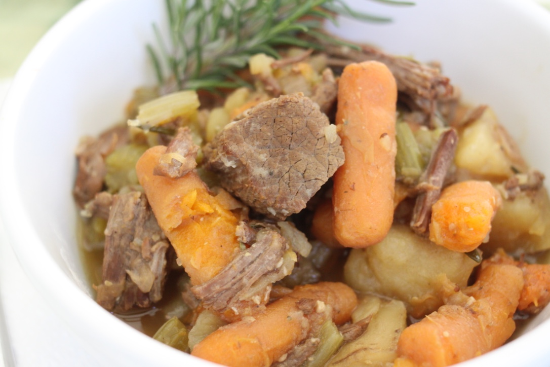 The Larson Lingo: Instant Pot Rosemary Beef Stew
