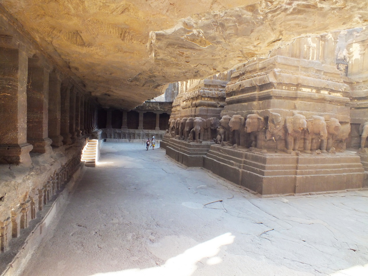 OM TAT SAT: Kailasa Temple