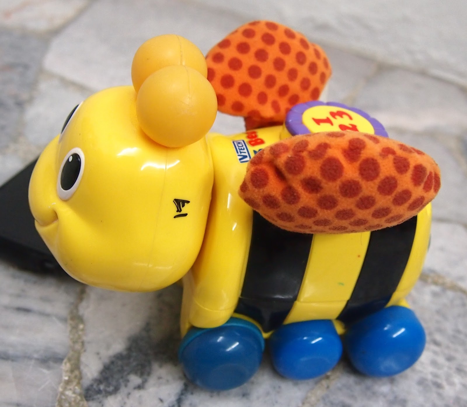 JuaiMurah: Vtech 123 Bee