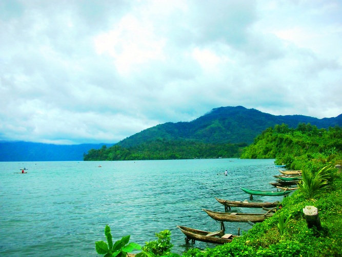 indonesia warna warni: Danau Ranau