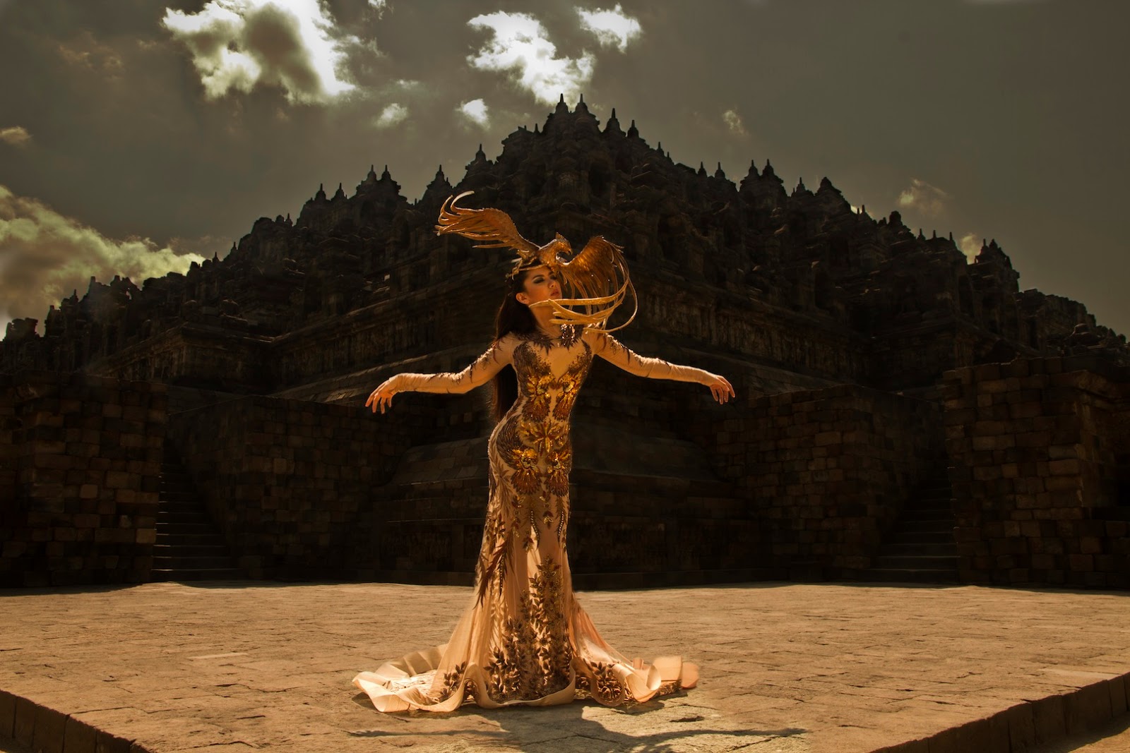 The Photographic Sense: GARUDA