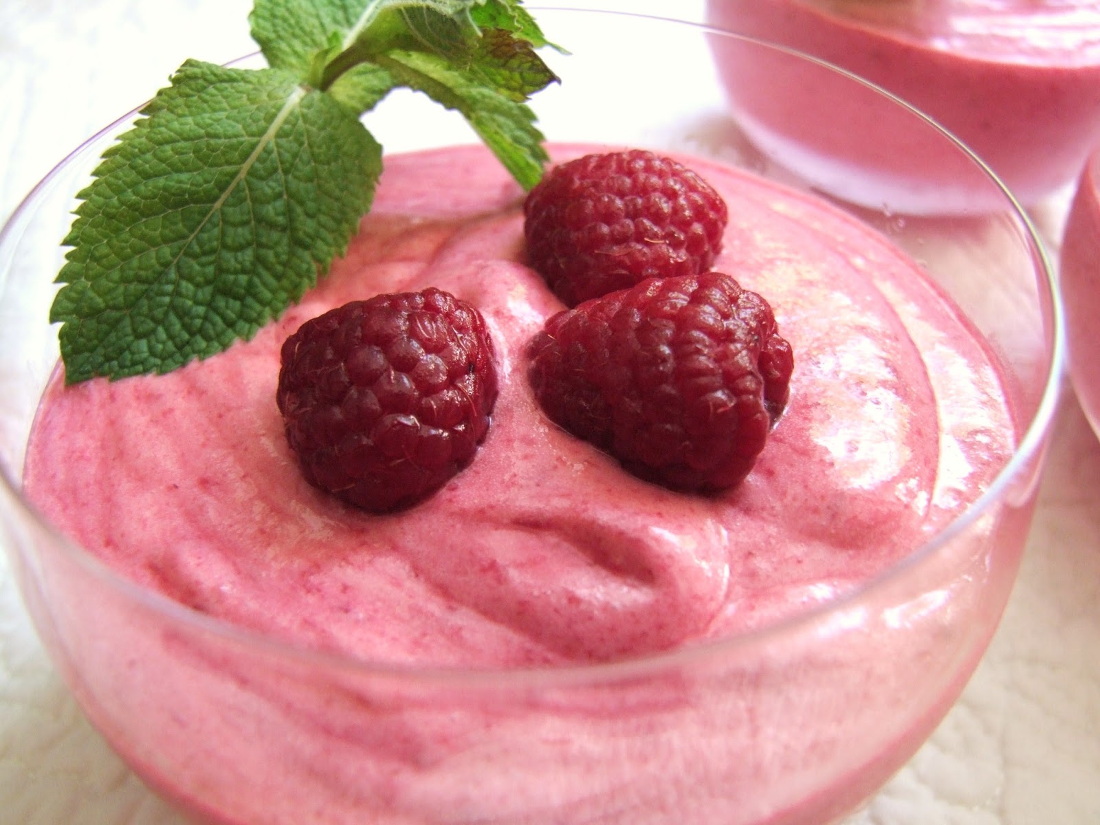 COOKING JULIA : MOUSSE AUX FRAMBOISES
