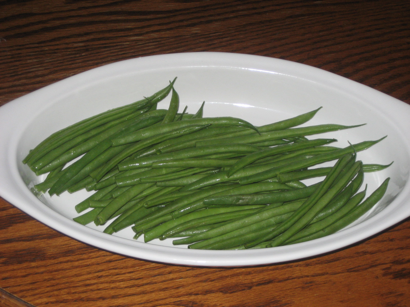 Hot N Steamy Food: Sautéed French Beans