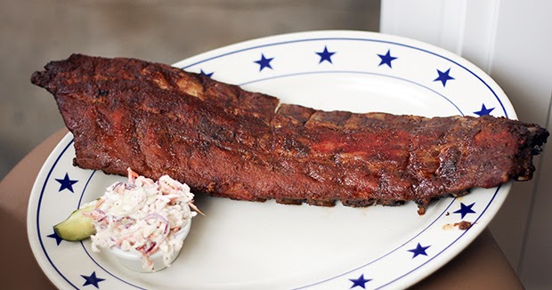 Southern Cut Barbecue Brings Down South Cooking To Downtown Chicago ...