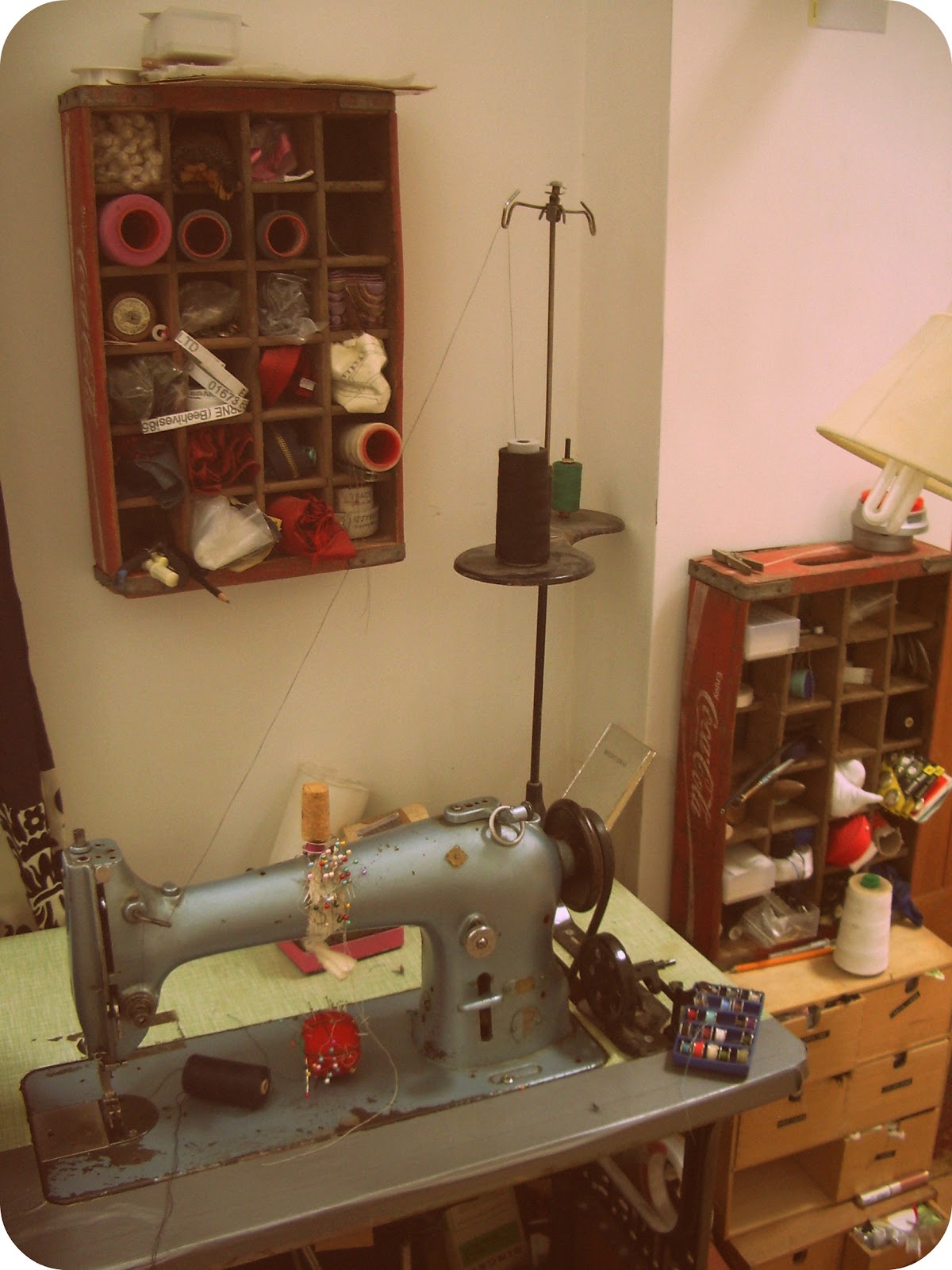 Vintage Vixen: Hey Ho, Lets Sew! The Subversive Seamstresses