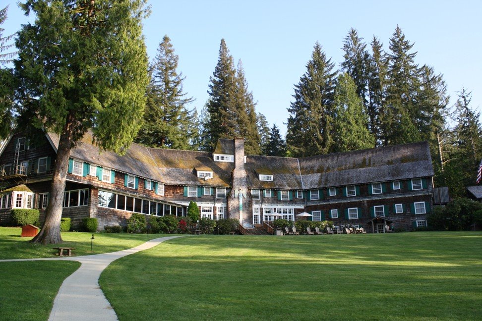 Julie's Cross-Country Adventure: LAKE QUINAULT LODGE