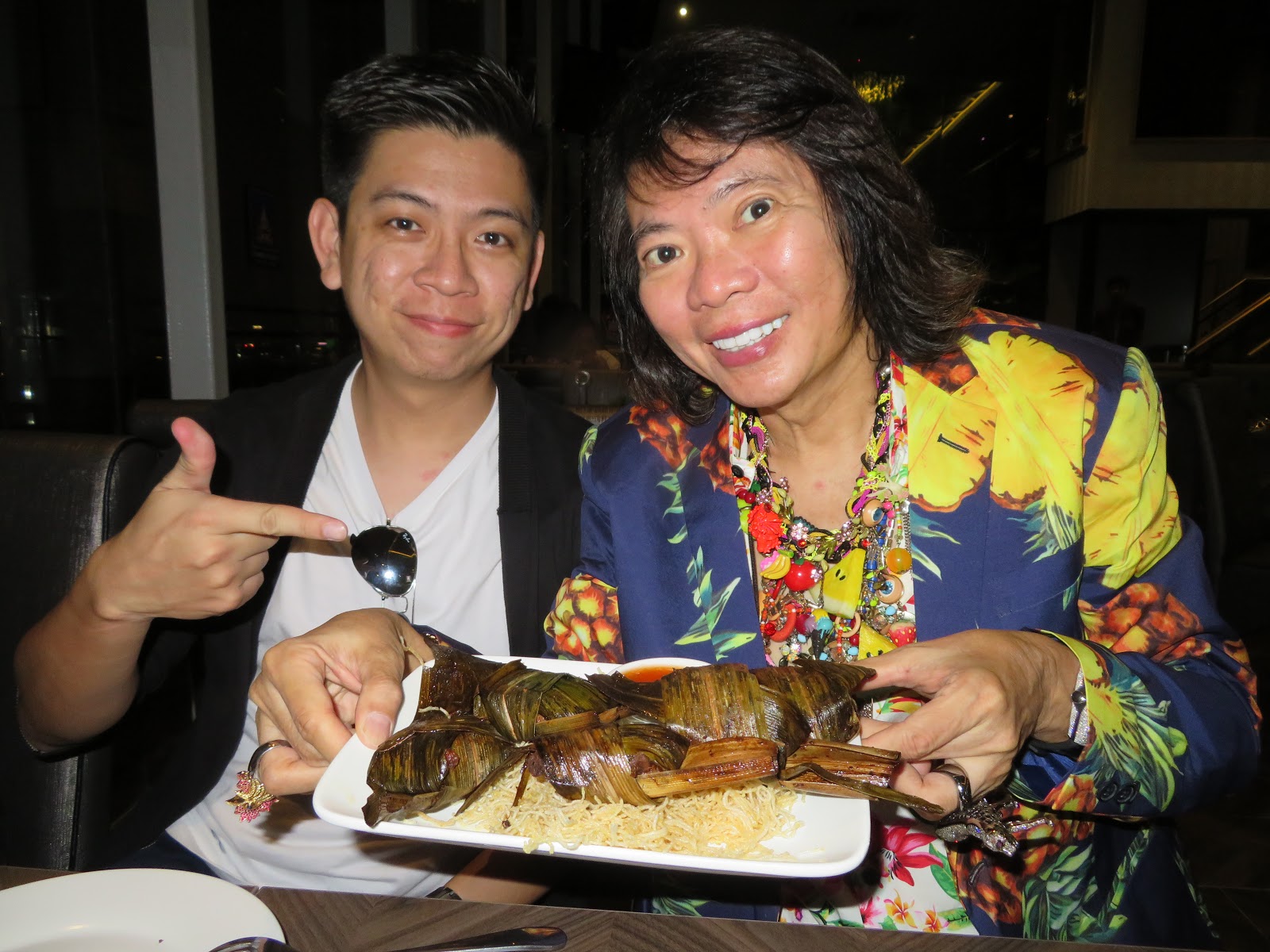 Kee Hua Chee Live!: SHARON LIAN AND LINA CHUA HOSTED BIRTHDAY DINNER ...