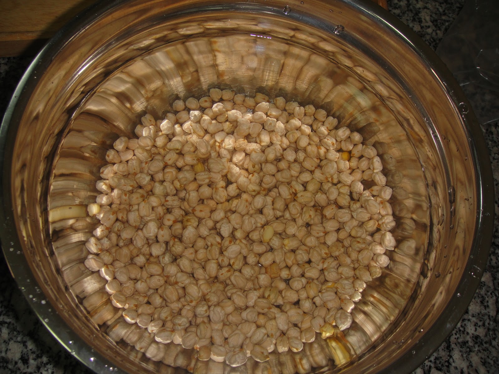 Maryam's Culinary Wonders: 250. Lablabi: Iraqi Chickpea Soup