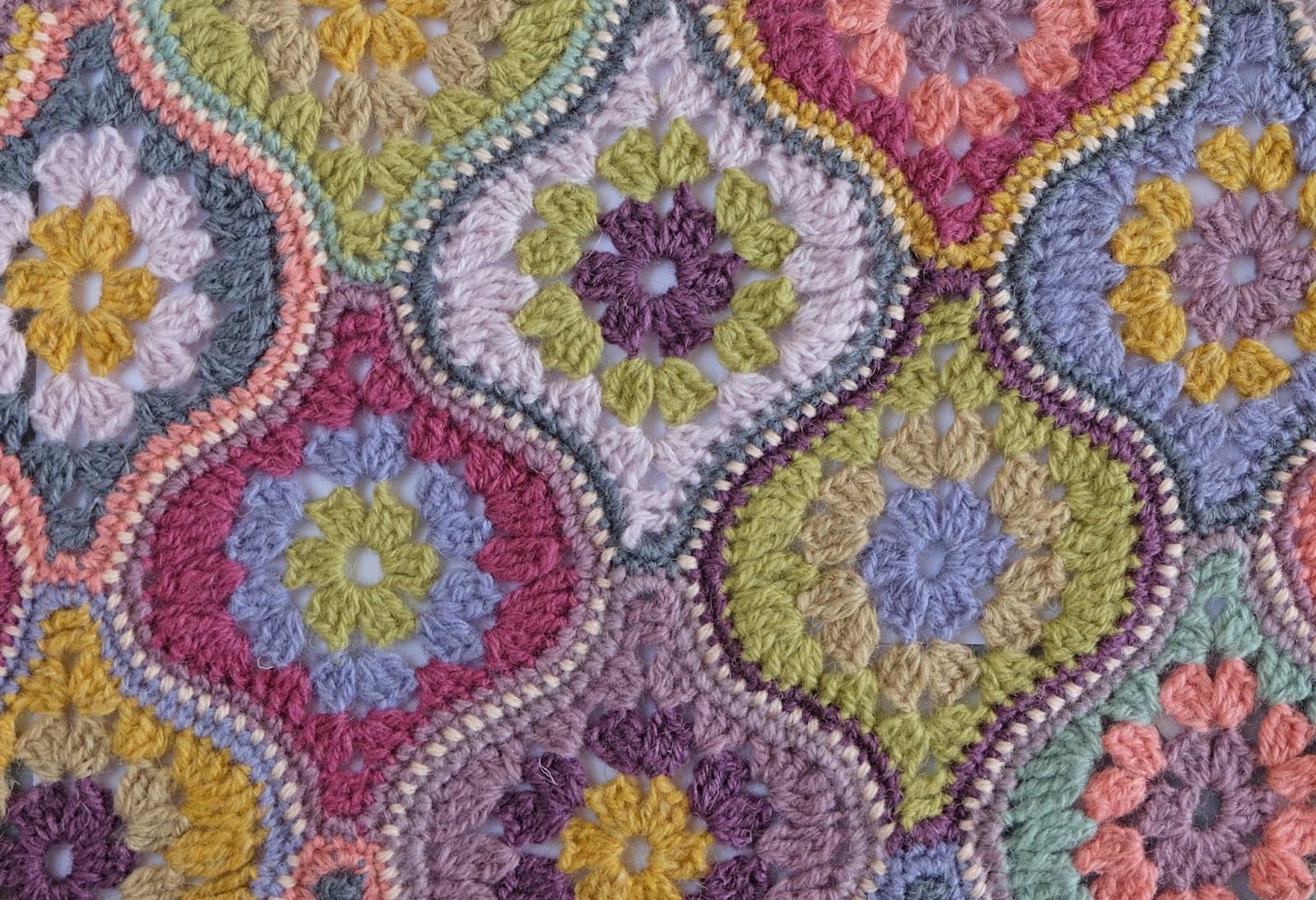 knit & crochet design: Mystical Lanterns