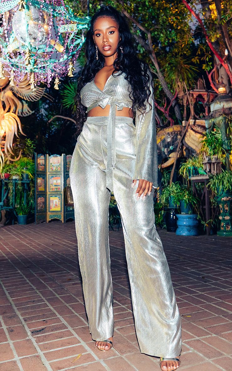 Luxe Daily: #EveryBodyInPLT Thanks to Ashley Graham x Pretty Little Thing