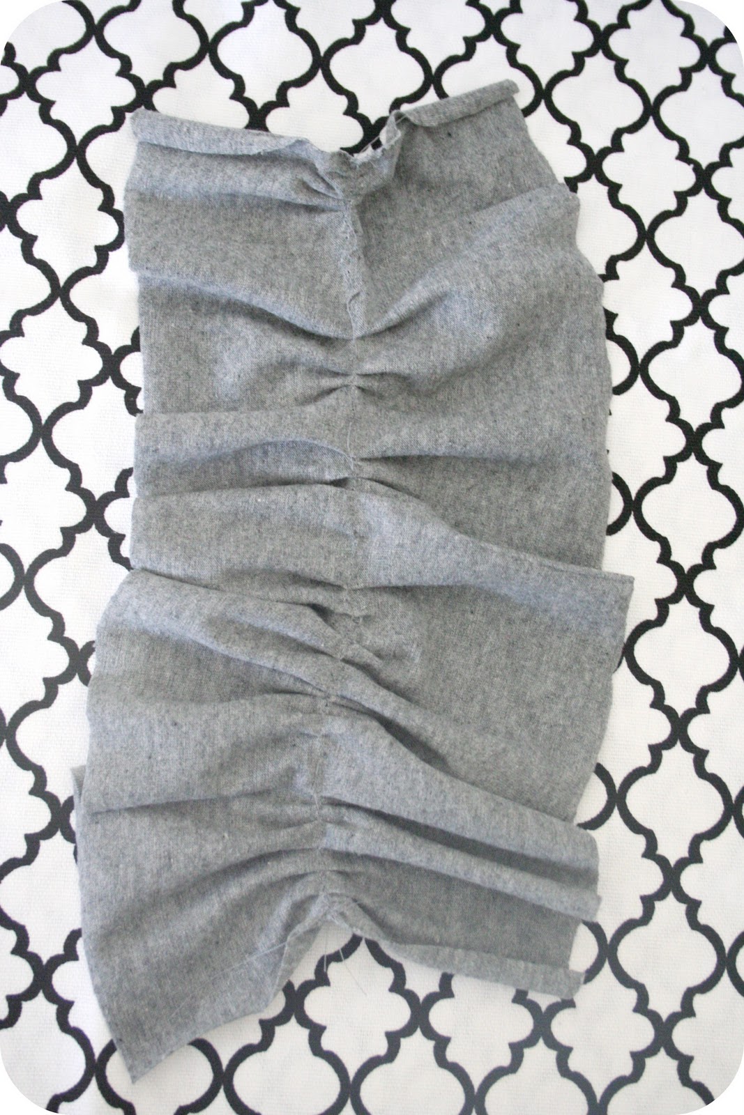 Polka Dot Bungalow: Ruffle Knee Socks {Tutorial}