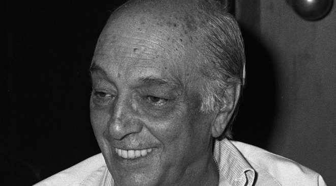 UNIVERSIDAD DE MAYORES REY JUAN CARLOS : CALÍGULA