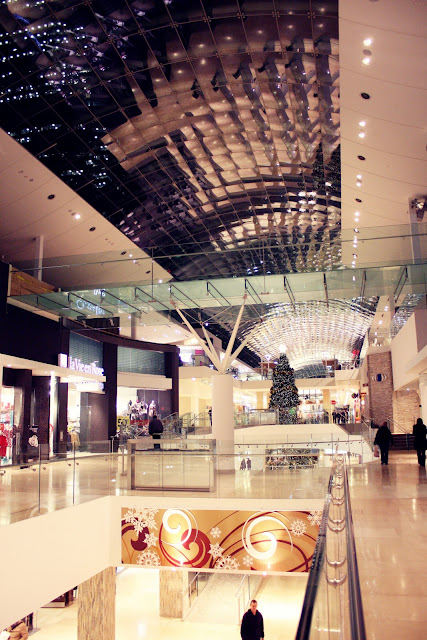 The Street Snapper: It's Officially Christmas in Downtown Calgary