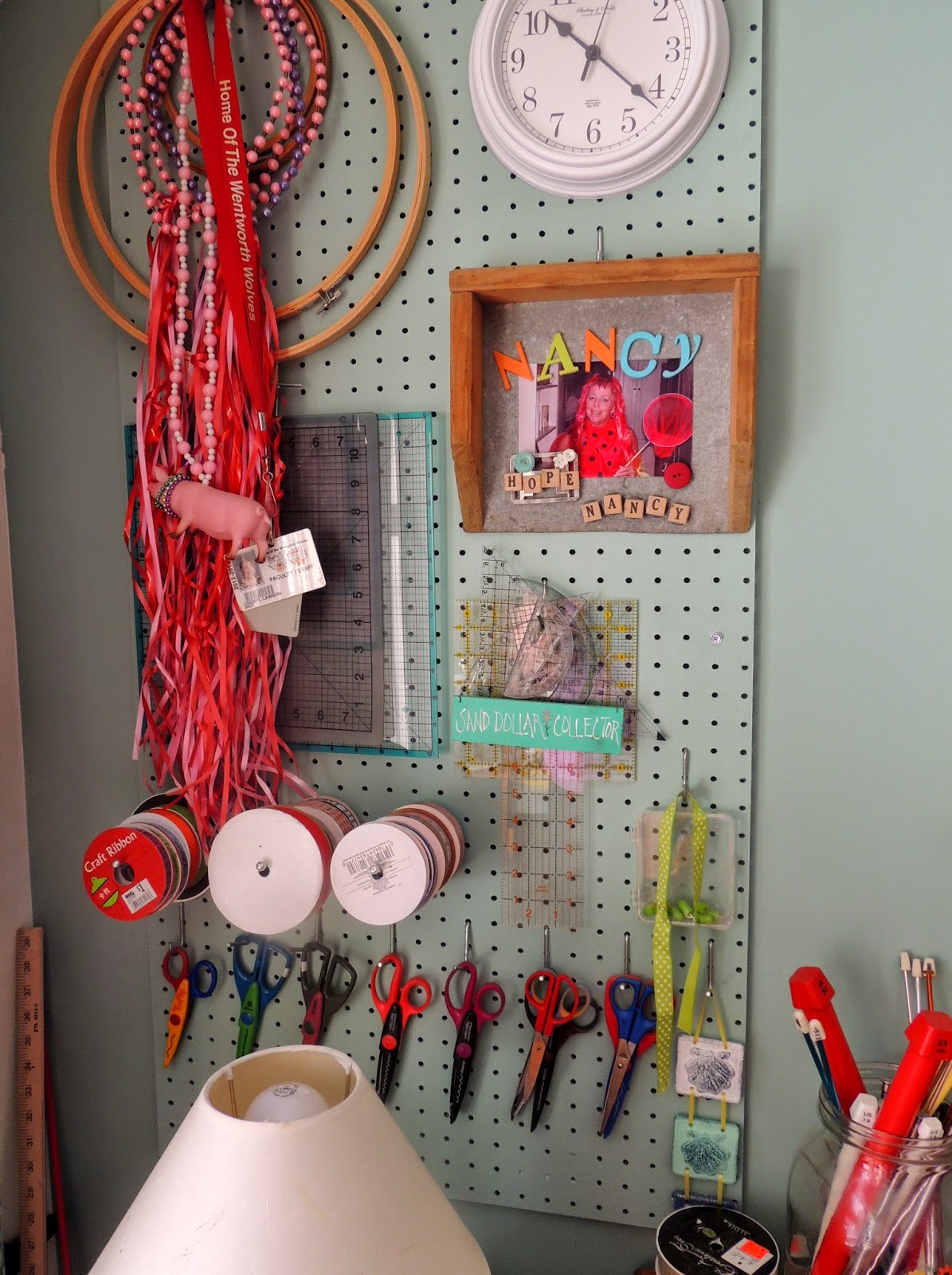 22 Applegate Lane: 10 Useful Things to Have in Your Craft Room