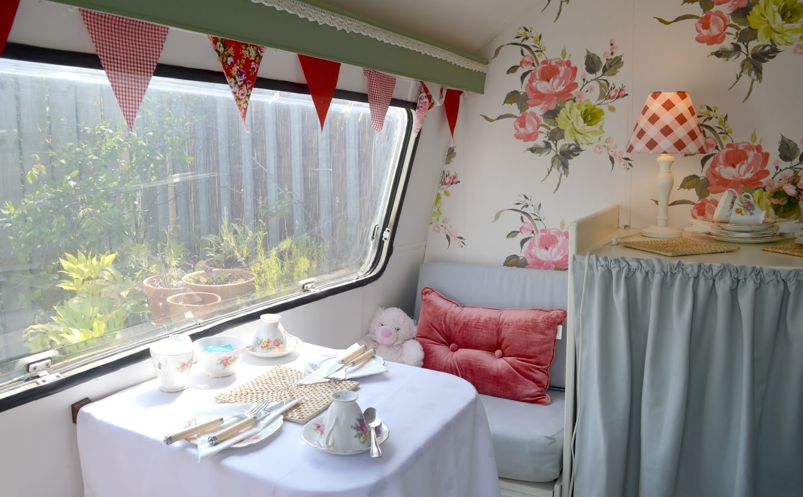Afternoon Tea in a Vintage Caravan in Northumberland - Discovering ...