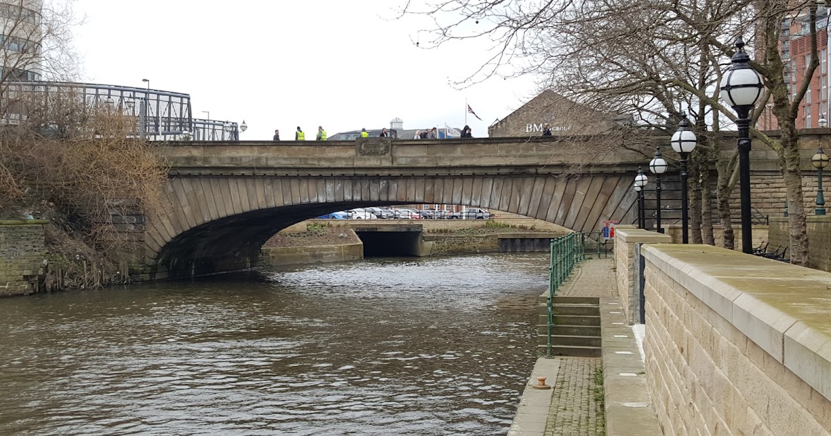The Happy Pontist: Yorkshire Bridges: 28. Victoria Bridge, Leeds