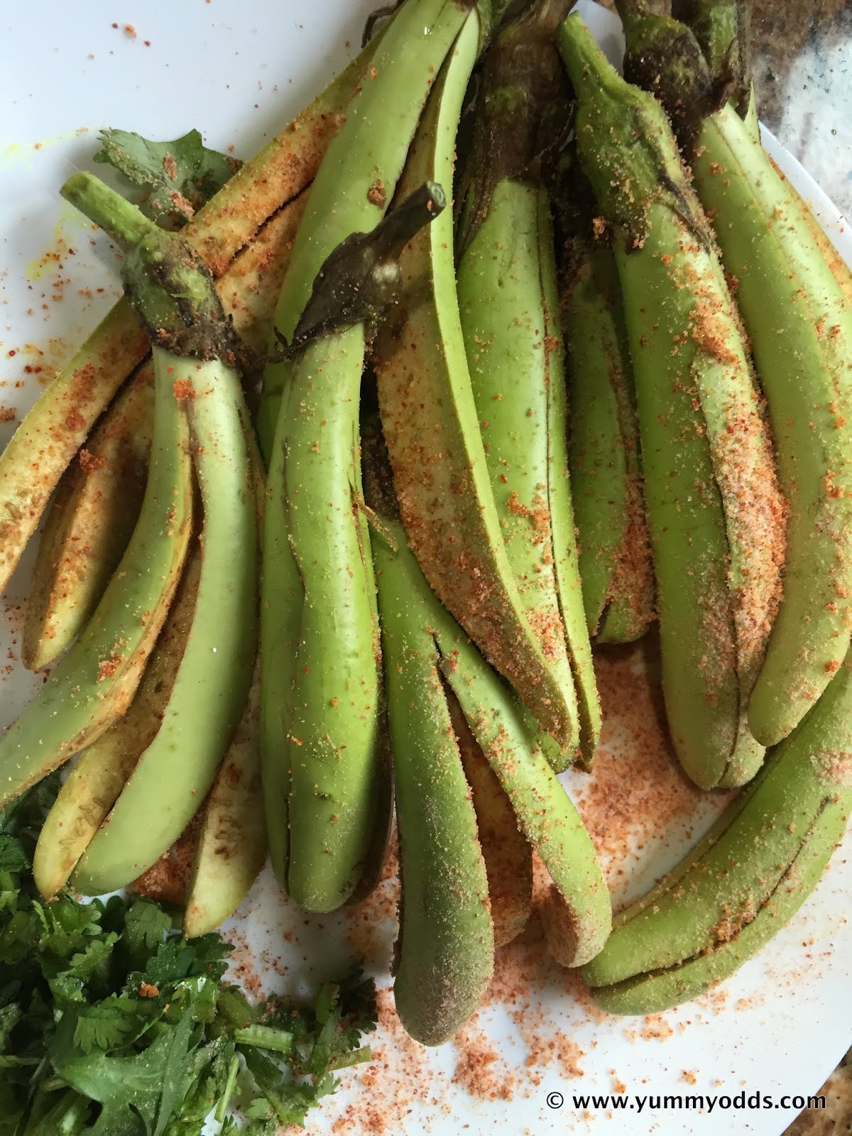 Yum! Yum! Yum!: Gutti Podugu Vankaya Vepudu ~ Green Eggplant Stir Fry