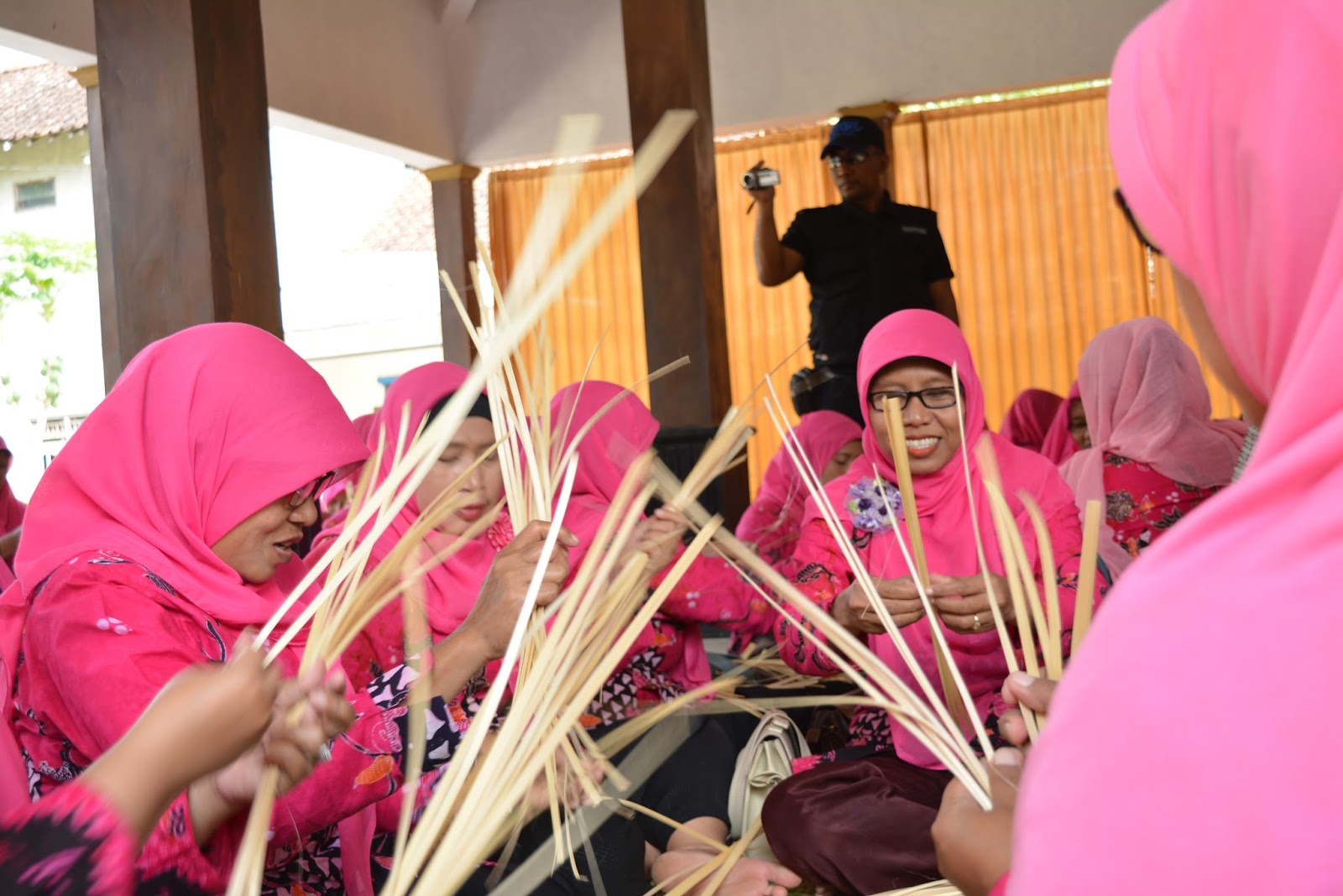 Kunjungan Kelompok SPP PNPM Mandiri Kabupaten Gresik | Desa Wisata Kerajinan Bambu Brajan