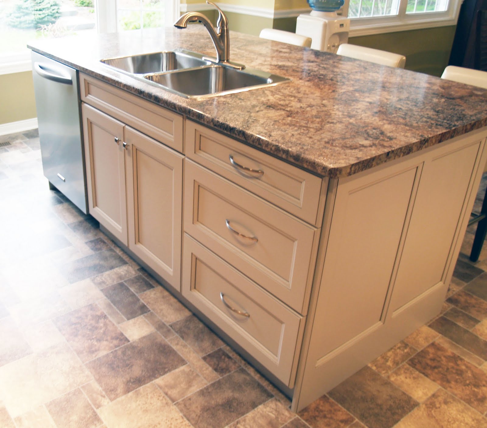 FIVE STAR PHOTO GALLERY: Paint/Stain Combinations