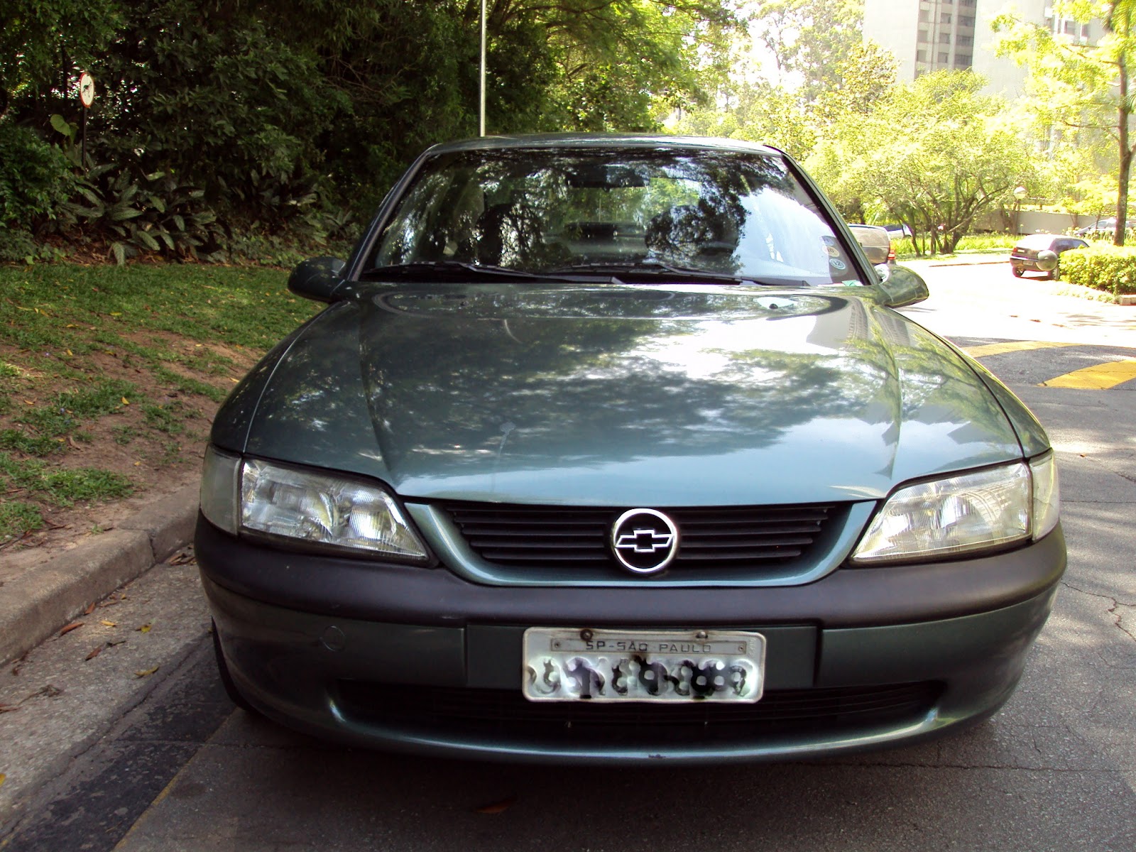 Meu Véio V8: Vende-se Vectra GLS