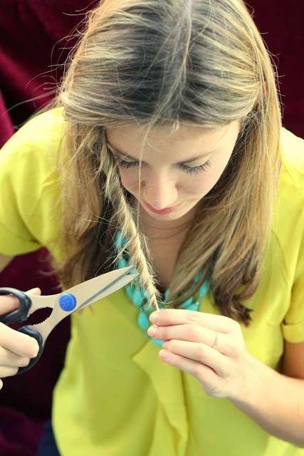 How to Trim Your Own Split Ends