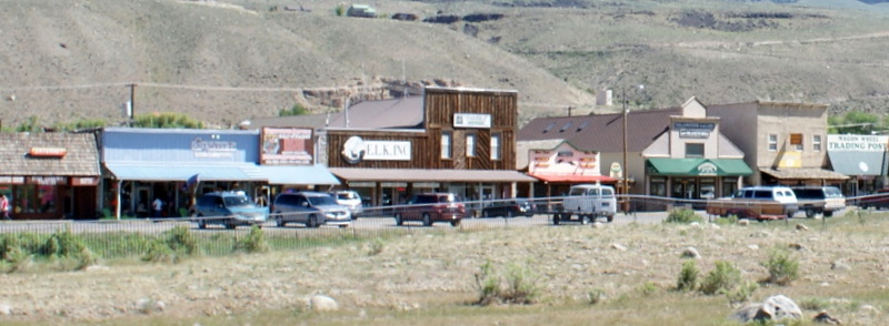 Travels of a Paradox: Northeast Yellowstone National Park 9 Jun 2013