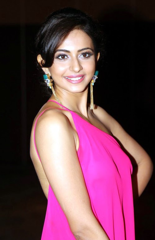Actress HD Gallery: Rakul preet singh Telugu Movie Actress Backless Hot ...