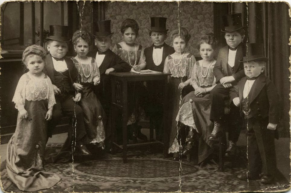 SWEET MAGGIE MAY: Pituitary Dwarfism in History