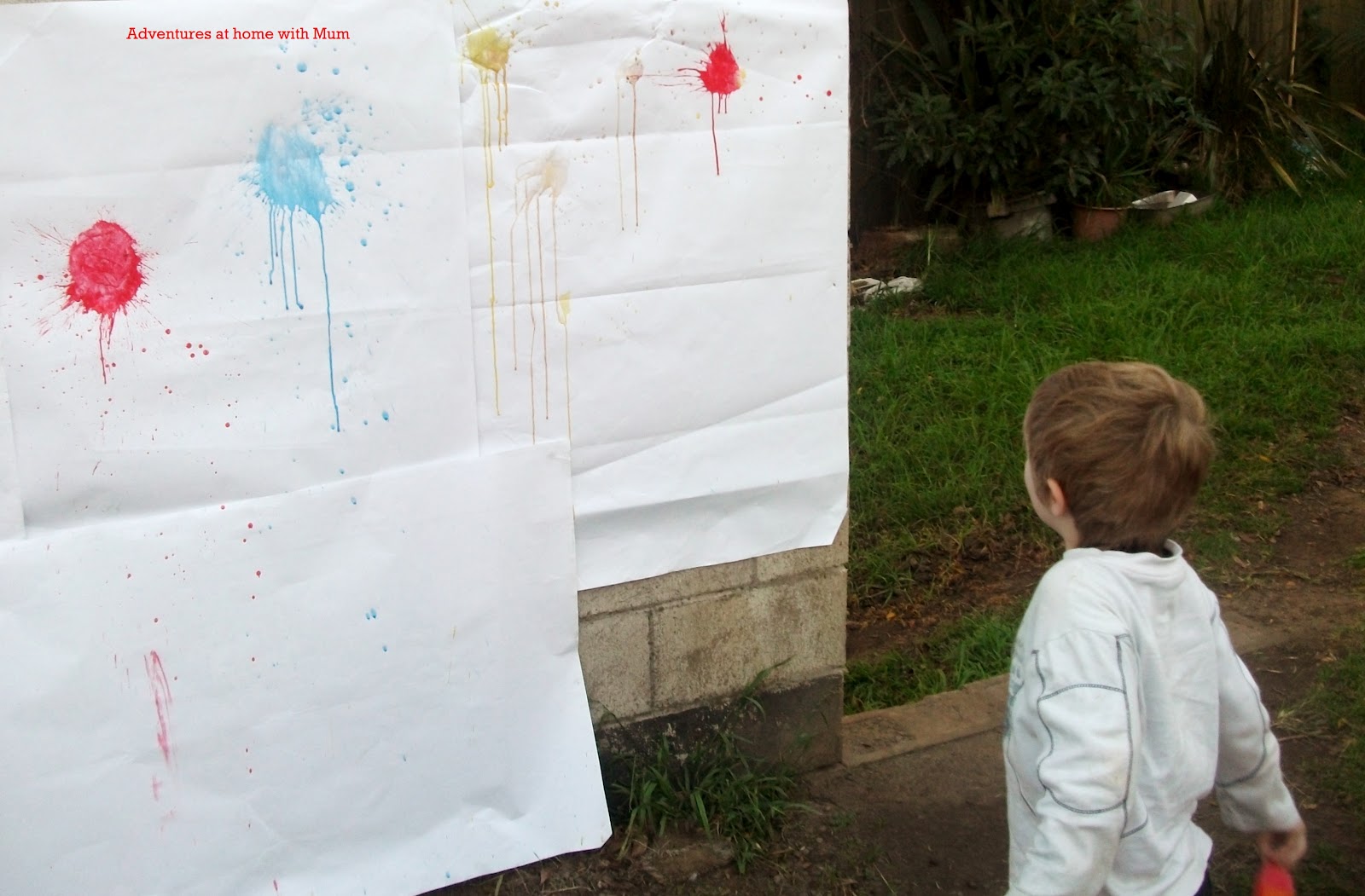 Adventures at home with Mum: SPLAT Painting