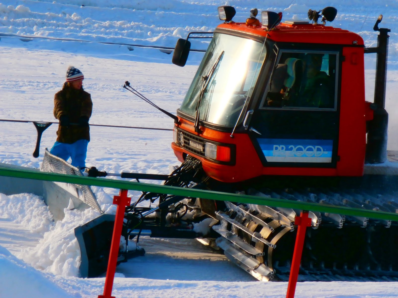Tallinn Weather: Pistenbully PB 200 D Snow Groomer - Tallinn Song ...