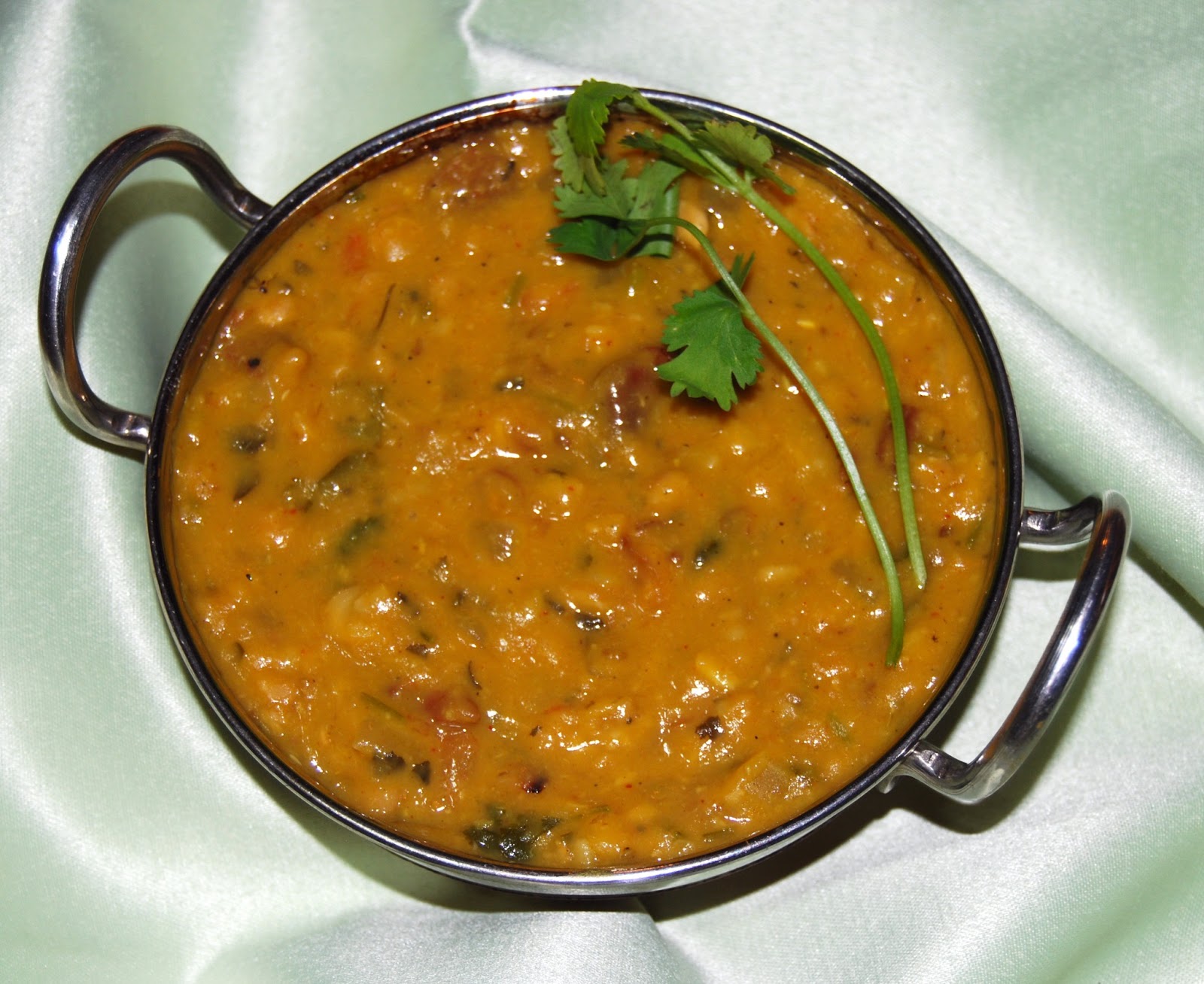 Dhabay ki Daal - Holy Cow! Vegan Recipes
