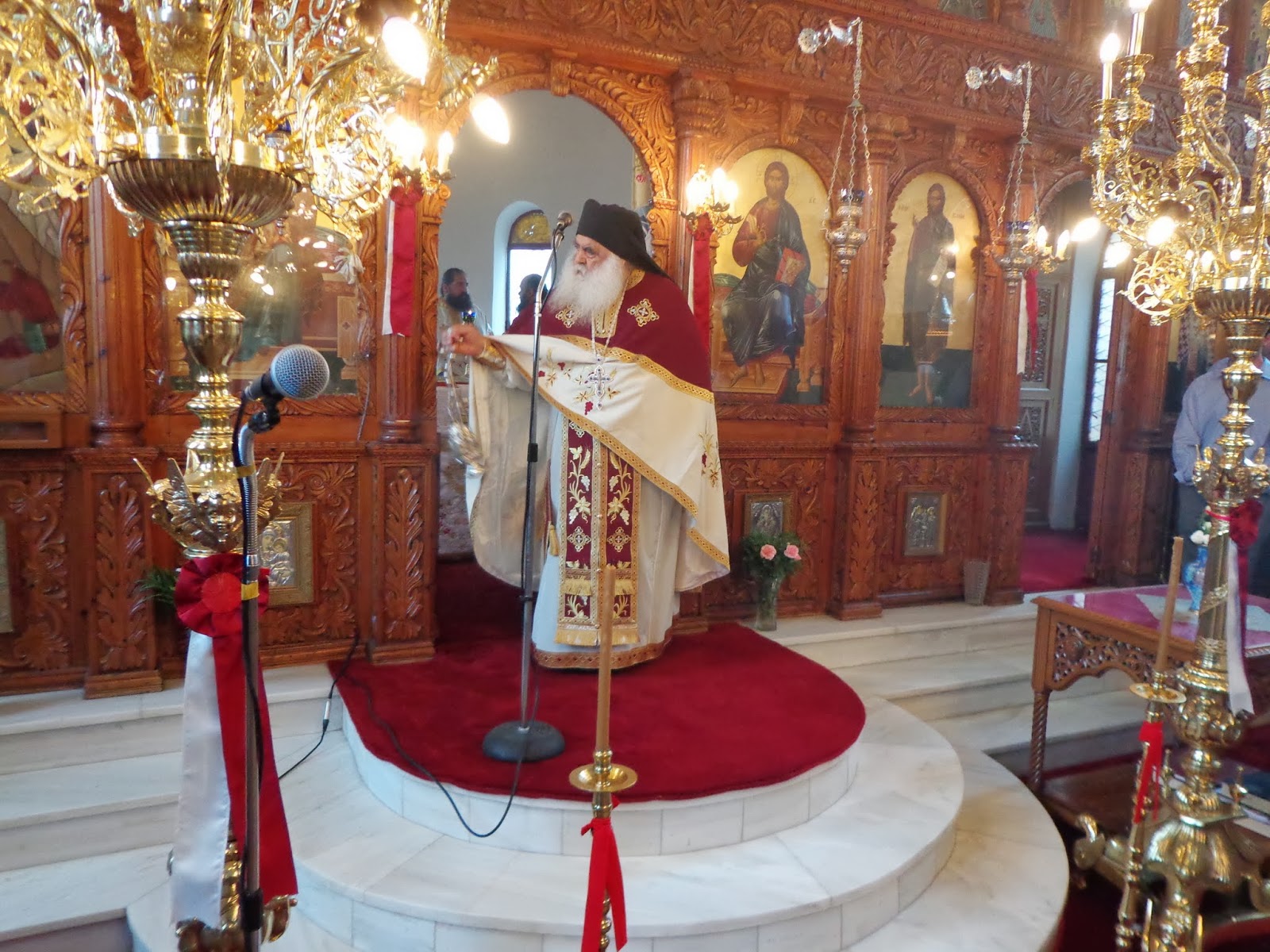 Θαβώρειο Φως: Ο ΗΓΟΥΜΕΝΟΣ ΤΗΣ ΙΕΡΑΣ ΜΟΝΗΣ ΑΓΙΟΥ ΠΑΥΛΟΥ ΑΓΙΟΥ ΟΡΟΥΣ ΣΤΟΝ ...