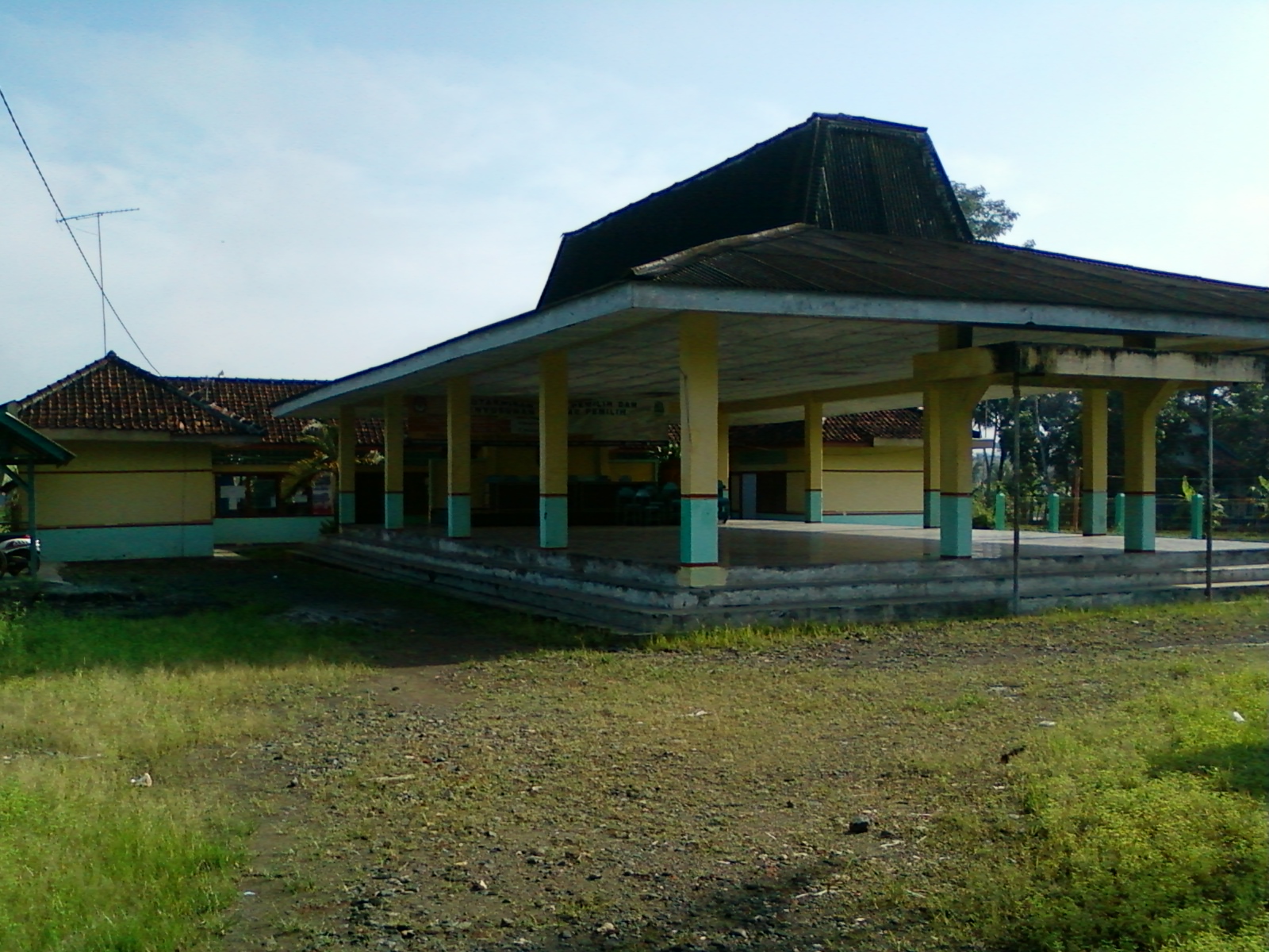 DESA LANGKAPSARI: foto bale desa