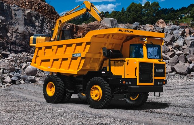 Randon Veículos completa 45 anos com uma frota de 10.000 equipamentos ...