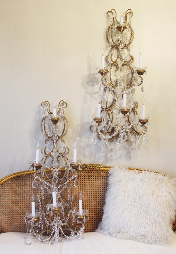 Eye For Design: Decorating With Antique Crystal Sconces