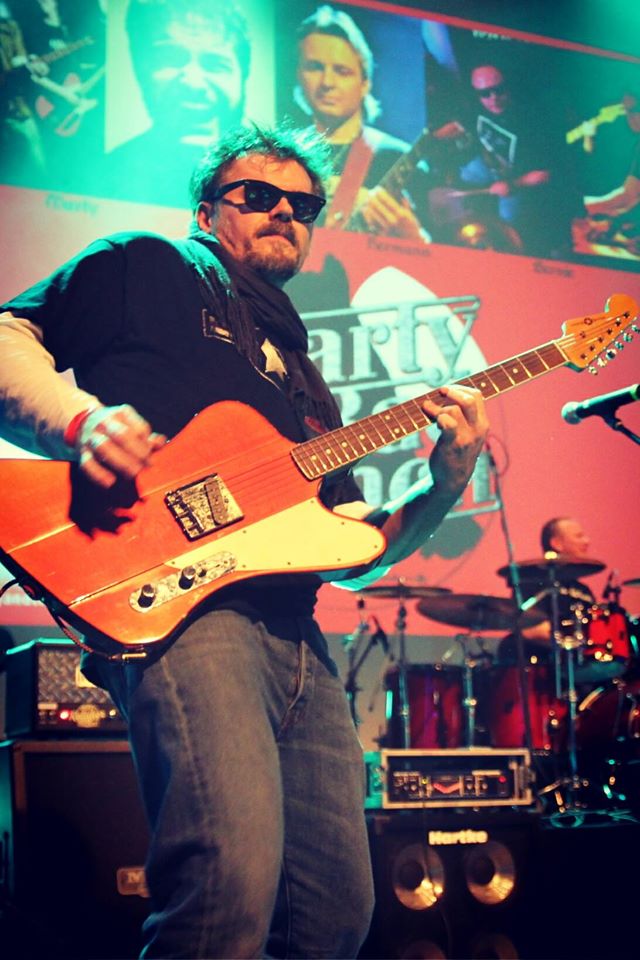 David Cagle - Vocalist. Studio Singer