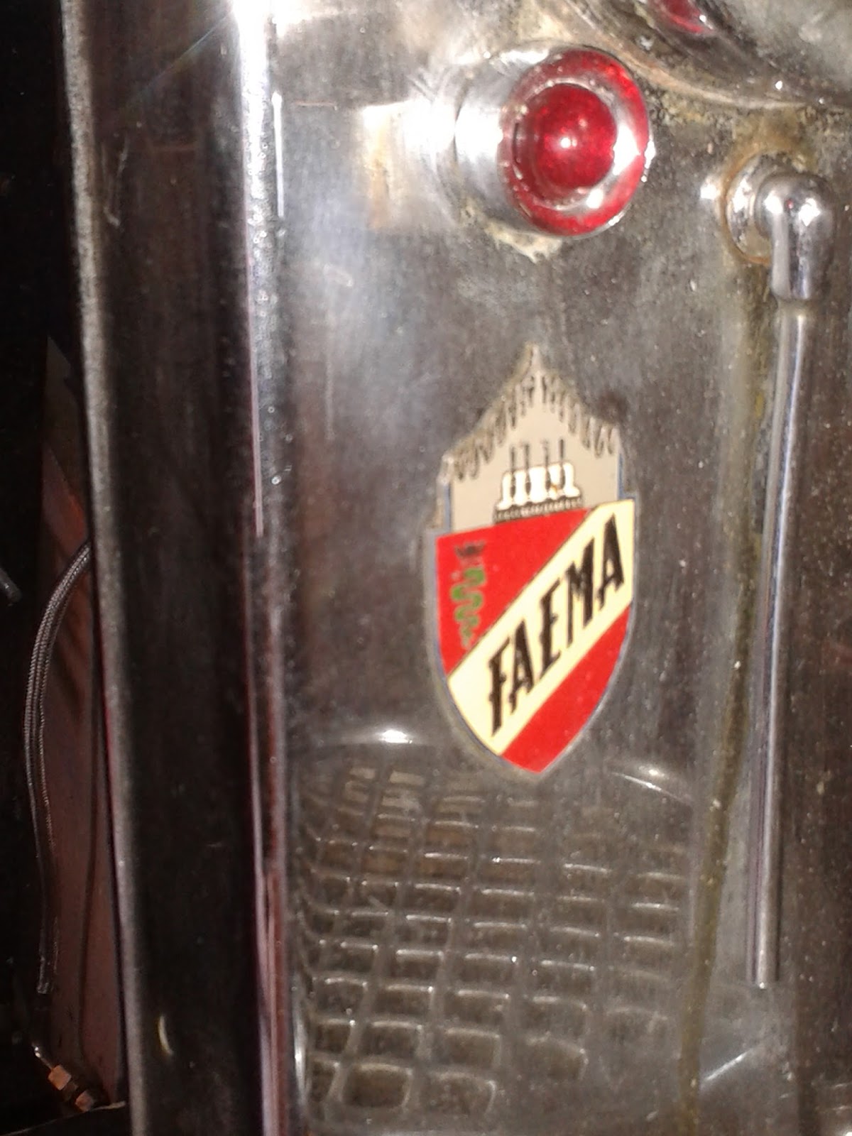 Caffé Maschinen aus allen Zeiten Vintage und Neuzeit: Faema Velox ...