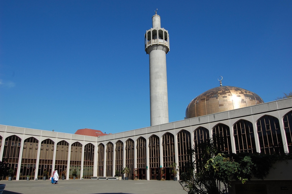 LISTEN: Masjid - England